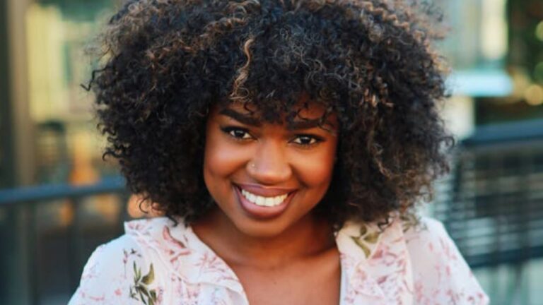 Feng Shui Expert Reveals the Deep Spiritual Meaning of Dimples - Signo